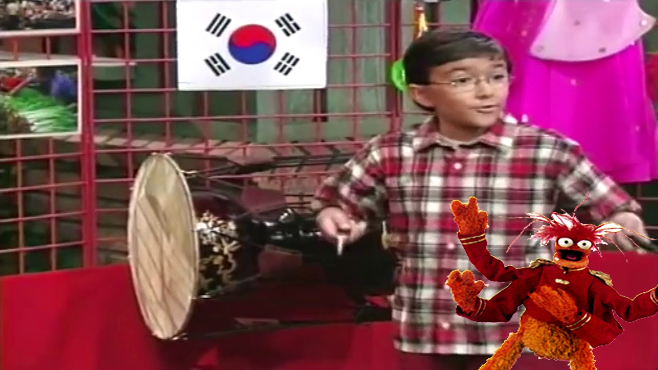 Barney and Friends - Pepe The King Prawn gets whooshed by Whitney ...