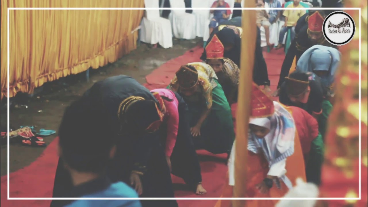 Randai Tradisional dance of Indonesia - YouTube