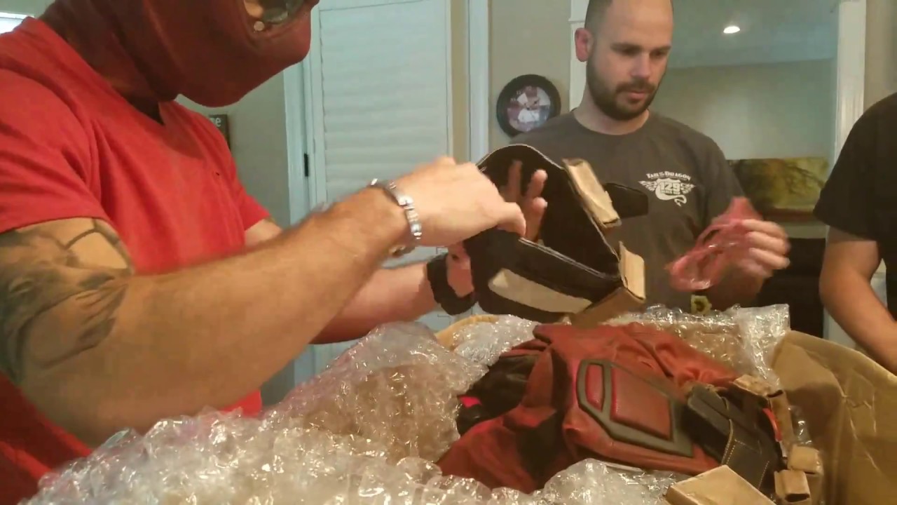 Brief unboxing - Professional Cosplay Deadpool costume - YouTube