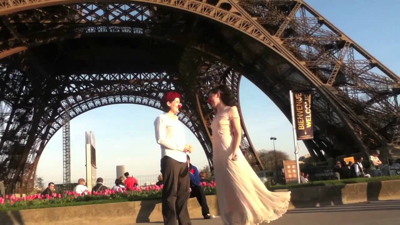 A Clown Wedding - YouTube