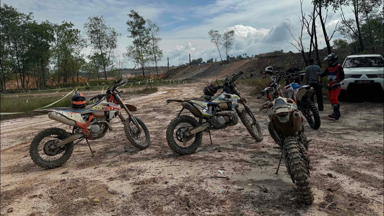 Mental koyak sebab cari pasal sendiri | Kev AdvEnduro Park - YouTube