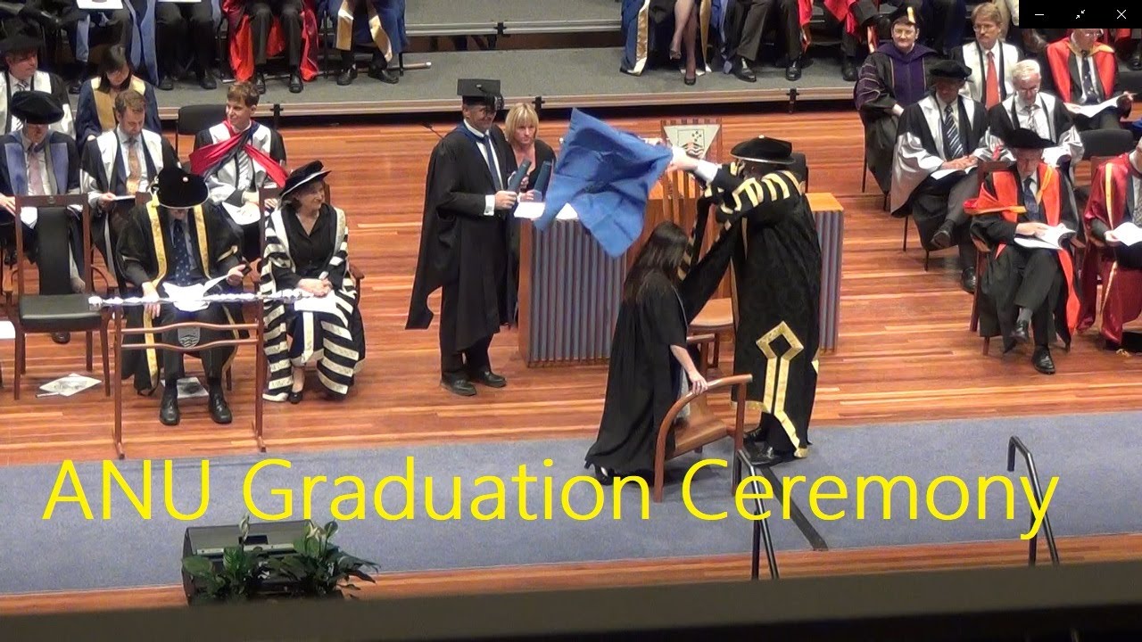 Wisuda di Australia (ANU Graduation Ceremony) - YouTube