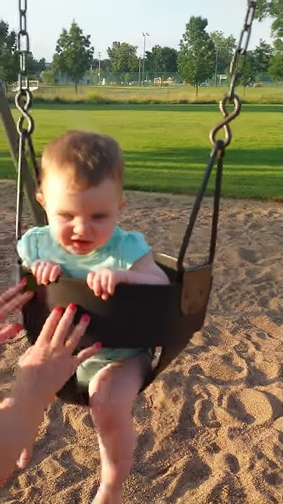 Baby's 1st Time In A Swing - YouTube