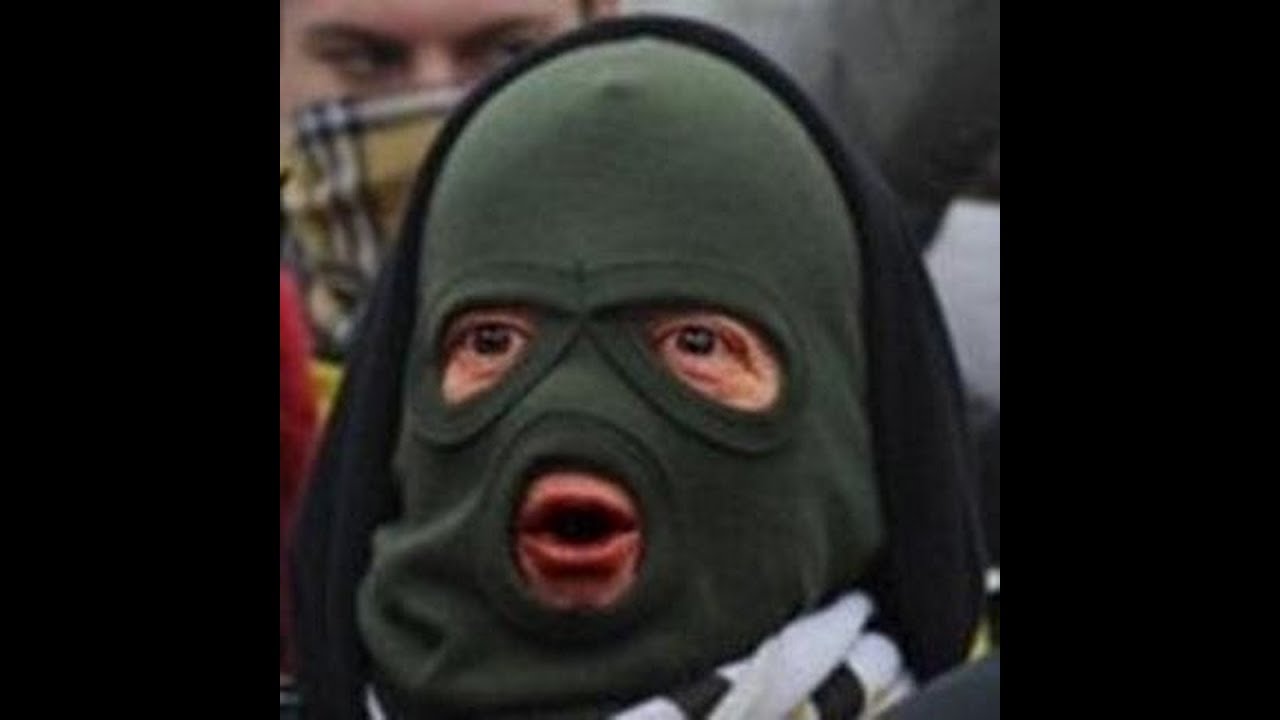 Scav in Escape from tarkov are op - YouTube