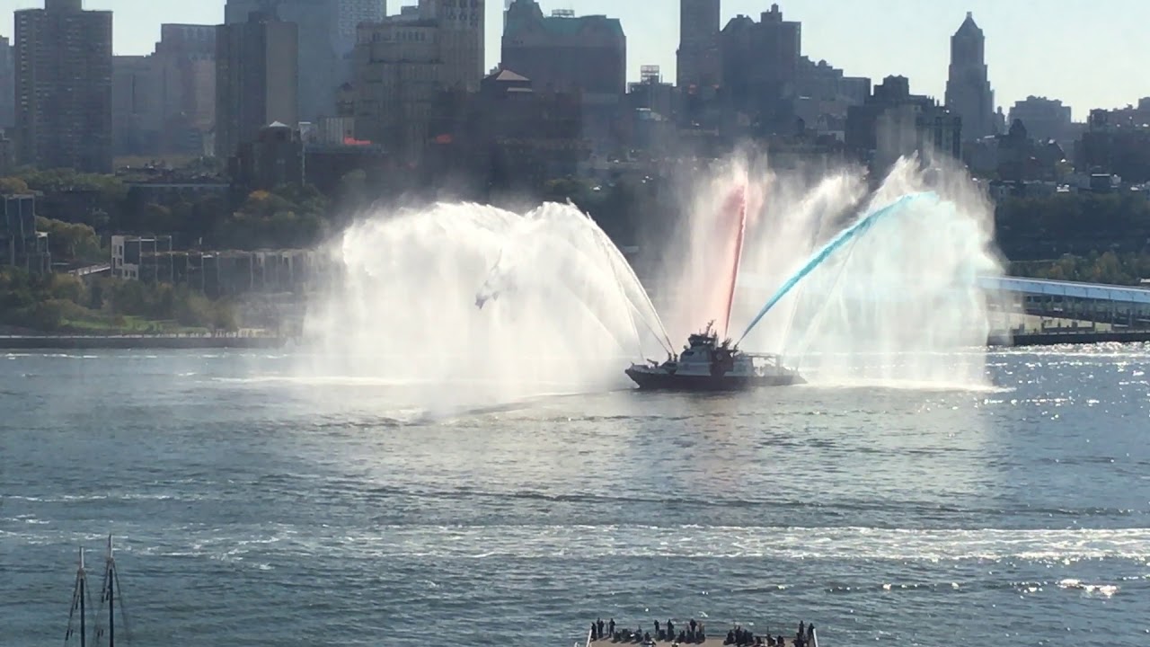 FDNY fire boat water demonstration - YouTube