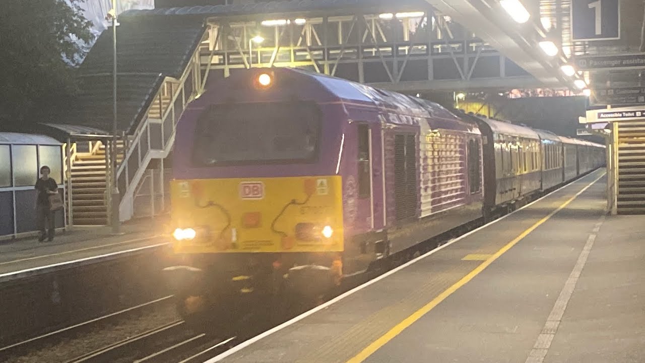 DB Cargo 67007 Passes Bracknell From Derby to London Victoria - YouTube