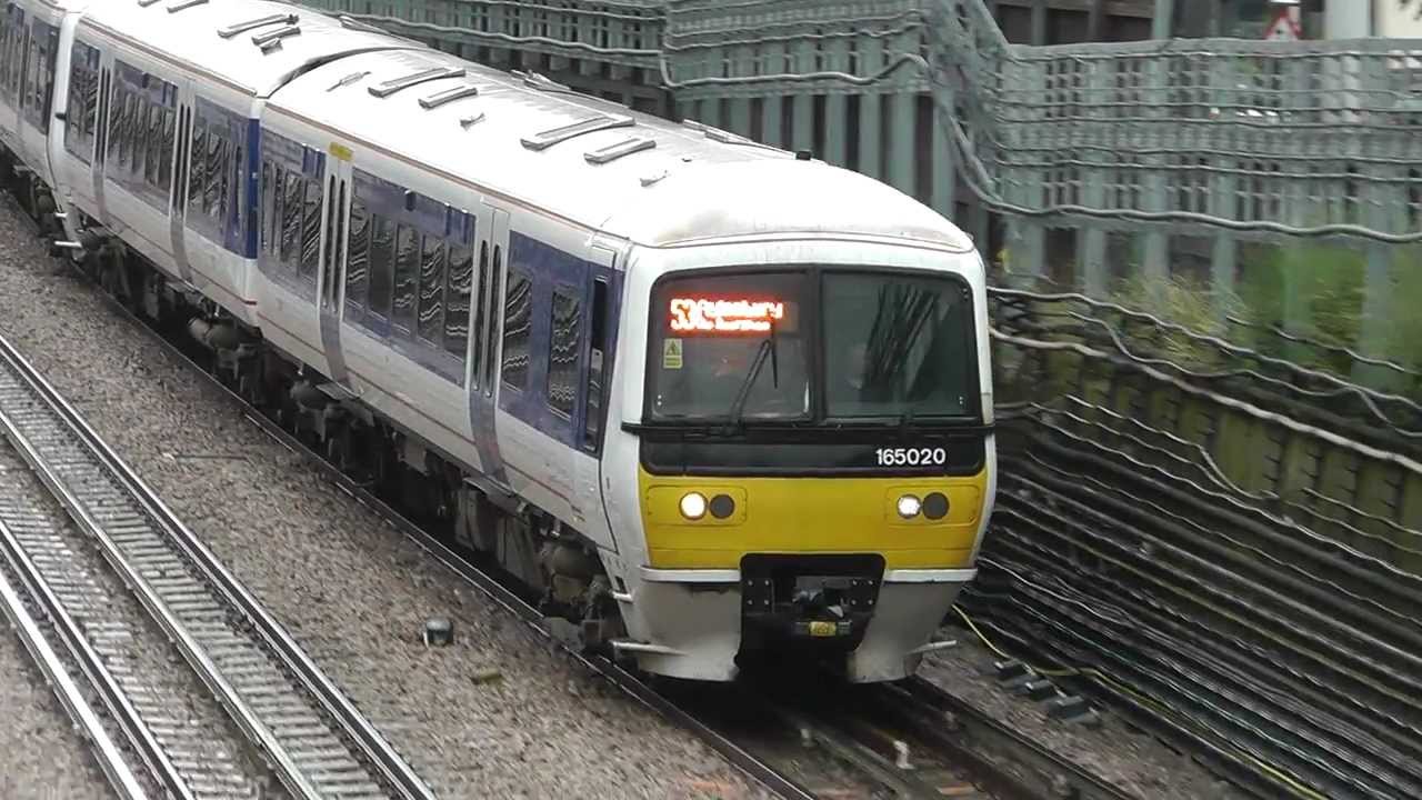 Chiltern Railways 165020 @ Harrow-on-the Hill Footbridge - YouTube
