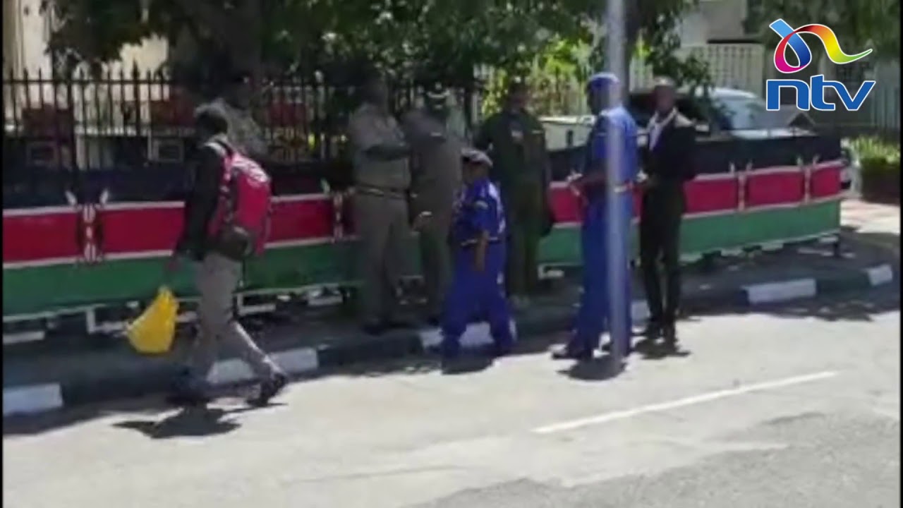 Inspector mwala went to view moi' s bodie - YouTube