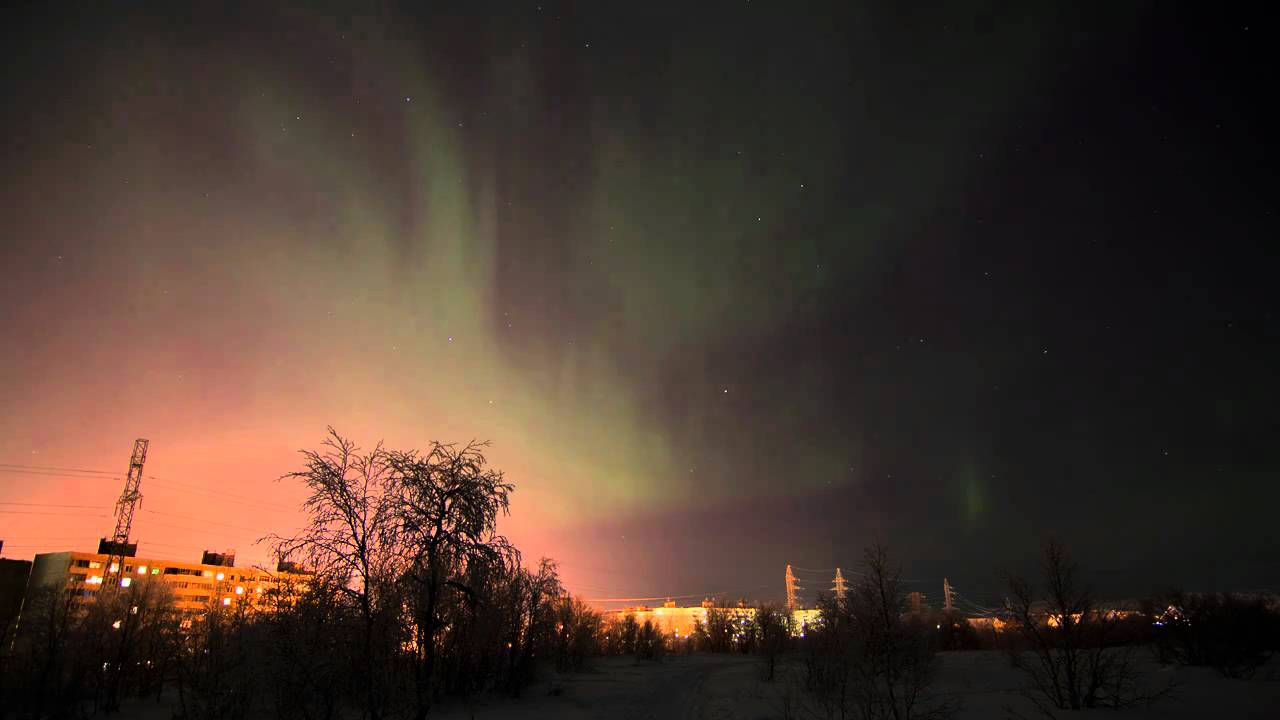 Aurora Borealis timelapse in Murmansk, Russia - YouTube