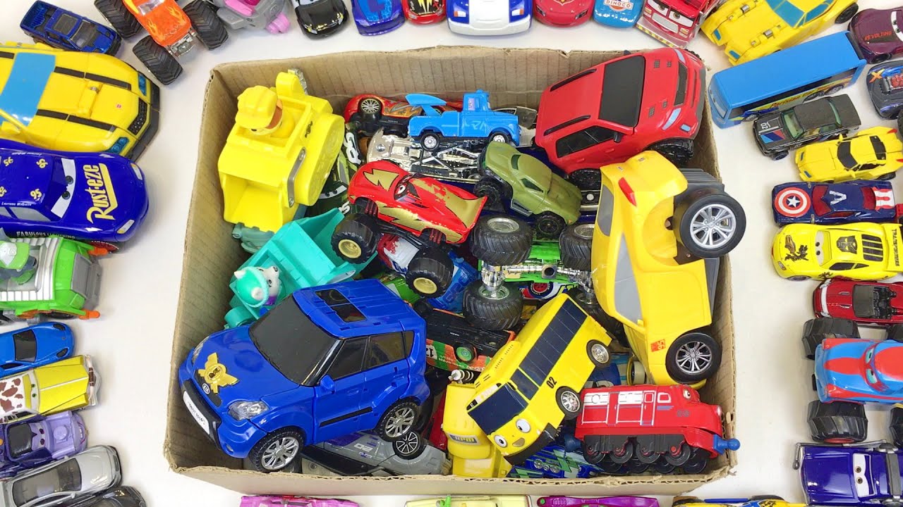 Box full of Cars 🚗 Caja llena de Autos - YouTube