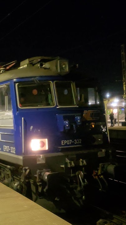 EP07-332 😀 manewruje na Warszawie Wschodniej - pociągi (EP07-332 at Warsaw Eastern station ...