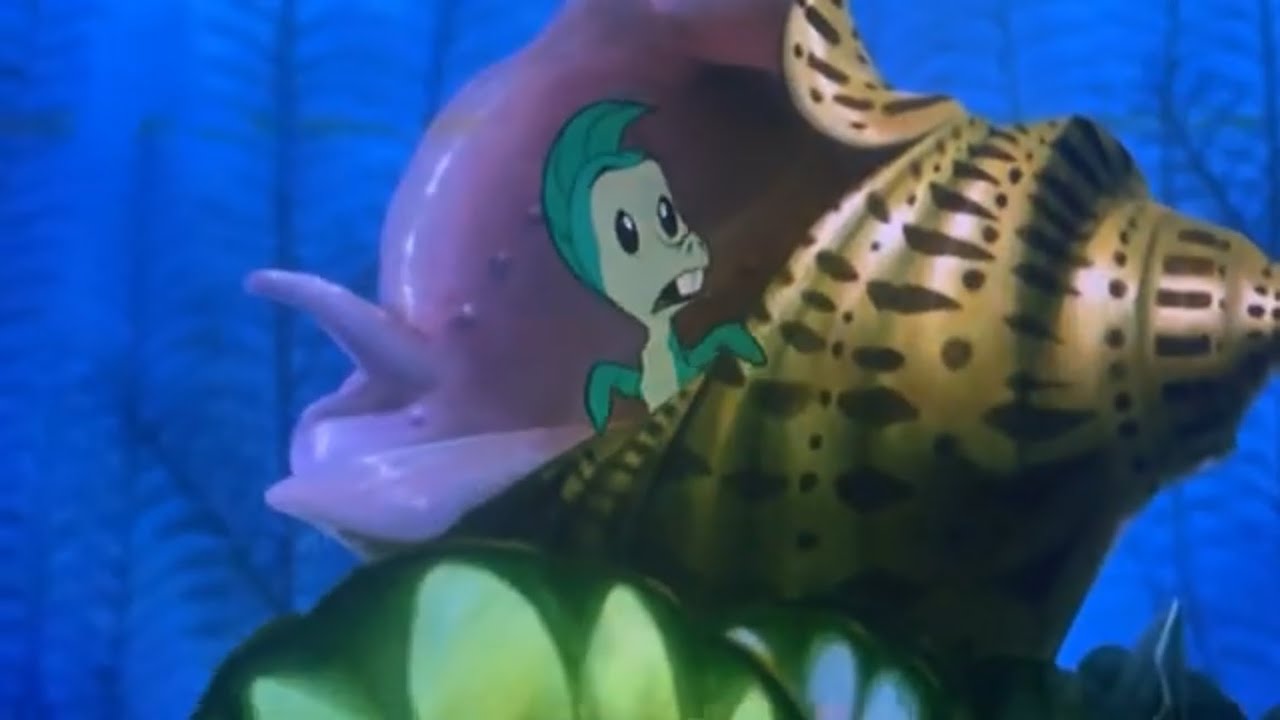 Help I’m a fish Stella meets Sasha - YouTube