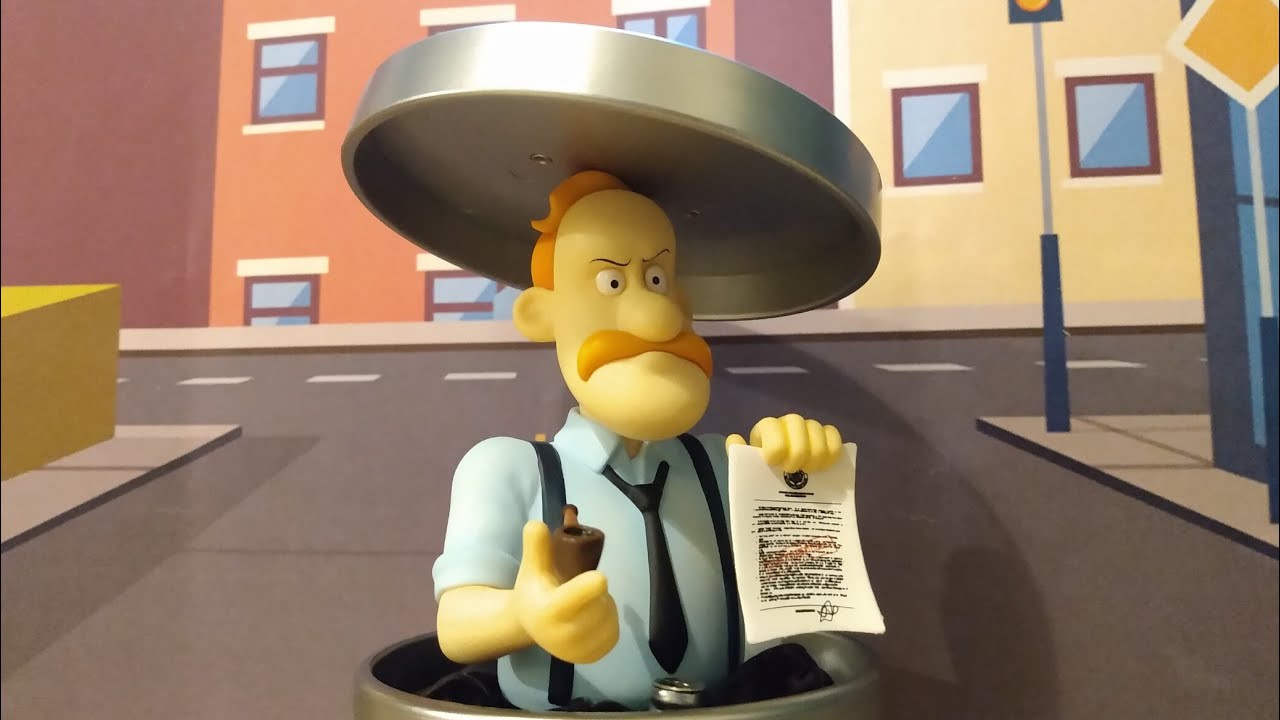 Blitzway X 5Pro Studios Chief Quimby Figure Review - YouTube