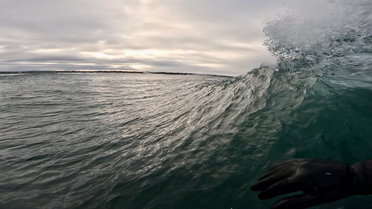 FRIGID SURF SESH ON DA WASHINGTON COAST! PNW SURFING - YouTube