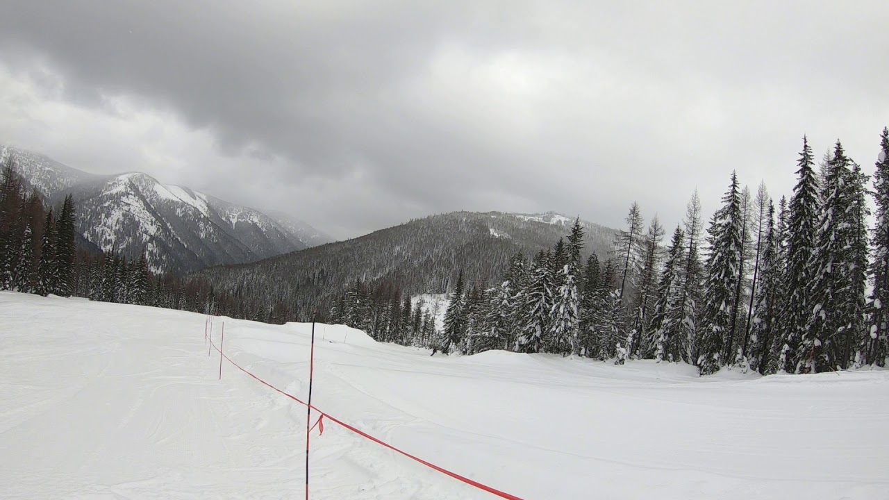 Snowboarding at Lookout Pass Terrain Park - YouTube