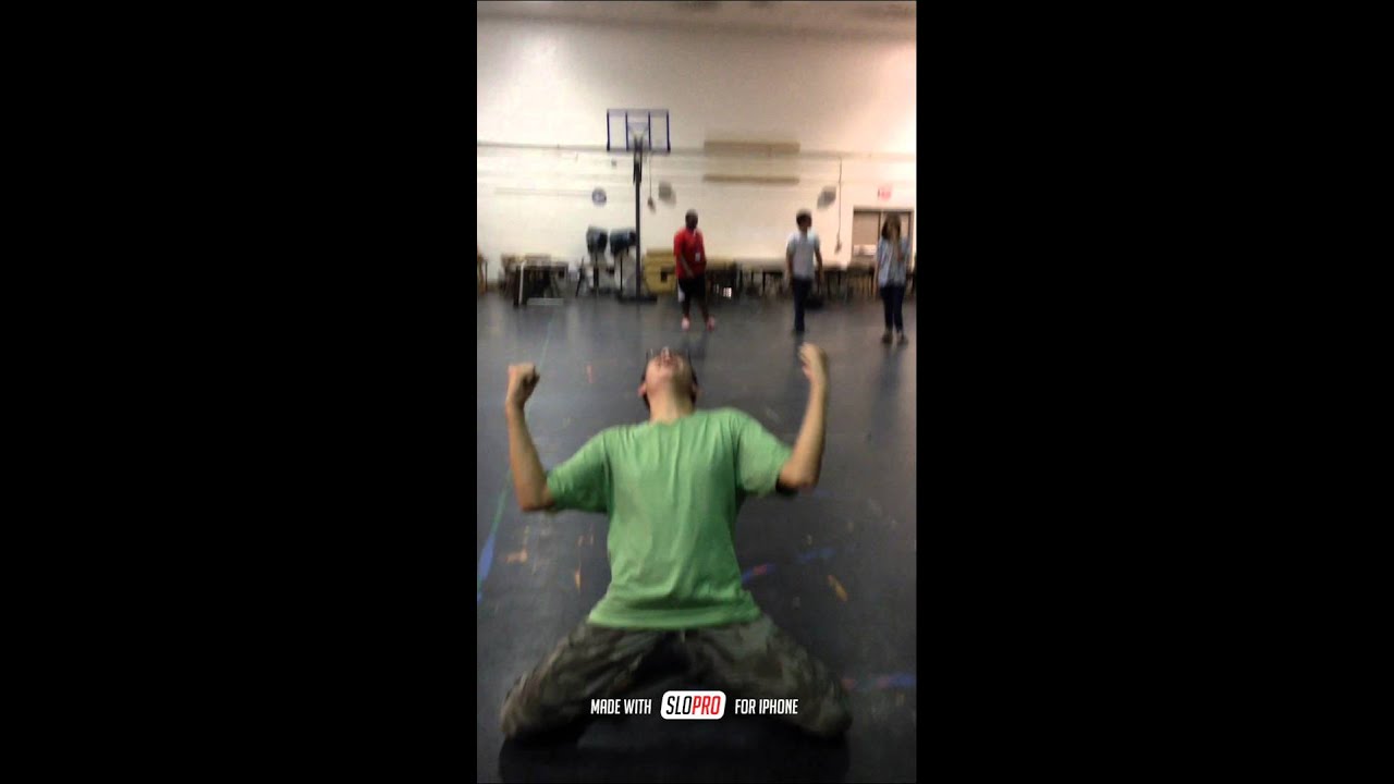 Kid gets pants ripped in gym - YouTube