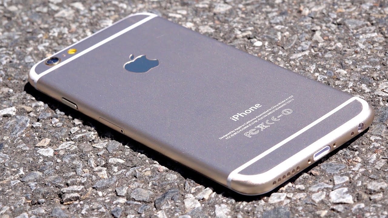 Dropping The Phone In Public (Social Experiment) - YouTube