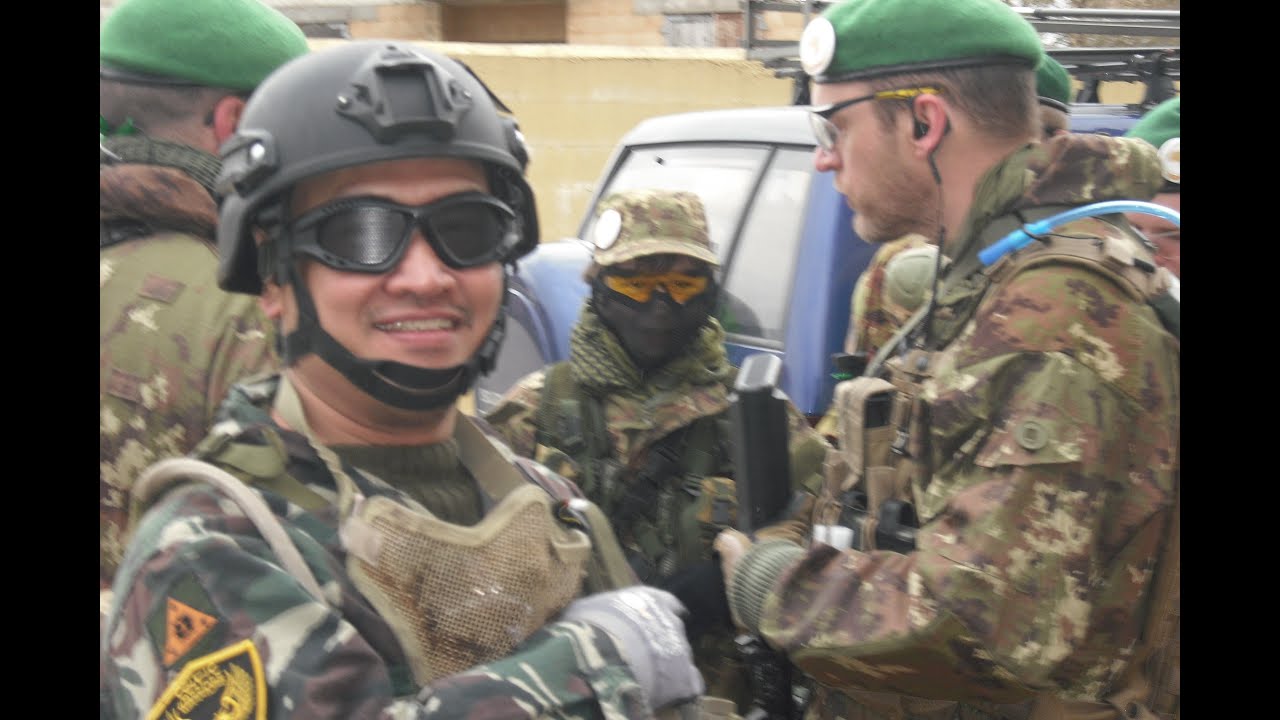 300 Bananas - YouTube