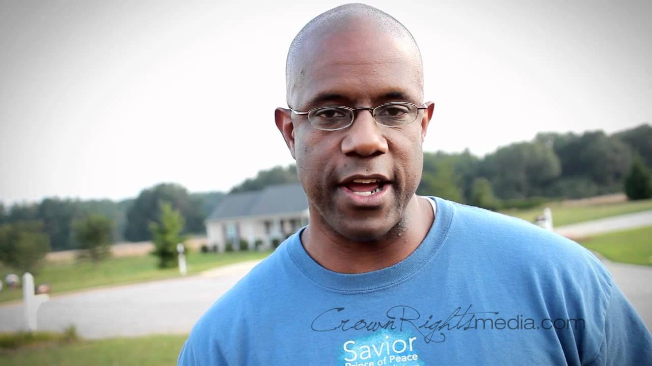 Open Air Preacher Profile of Robert Gray - YouTube