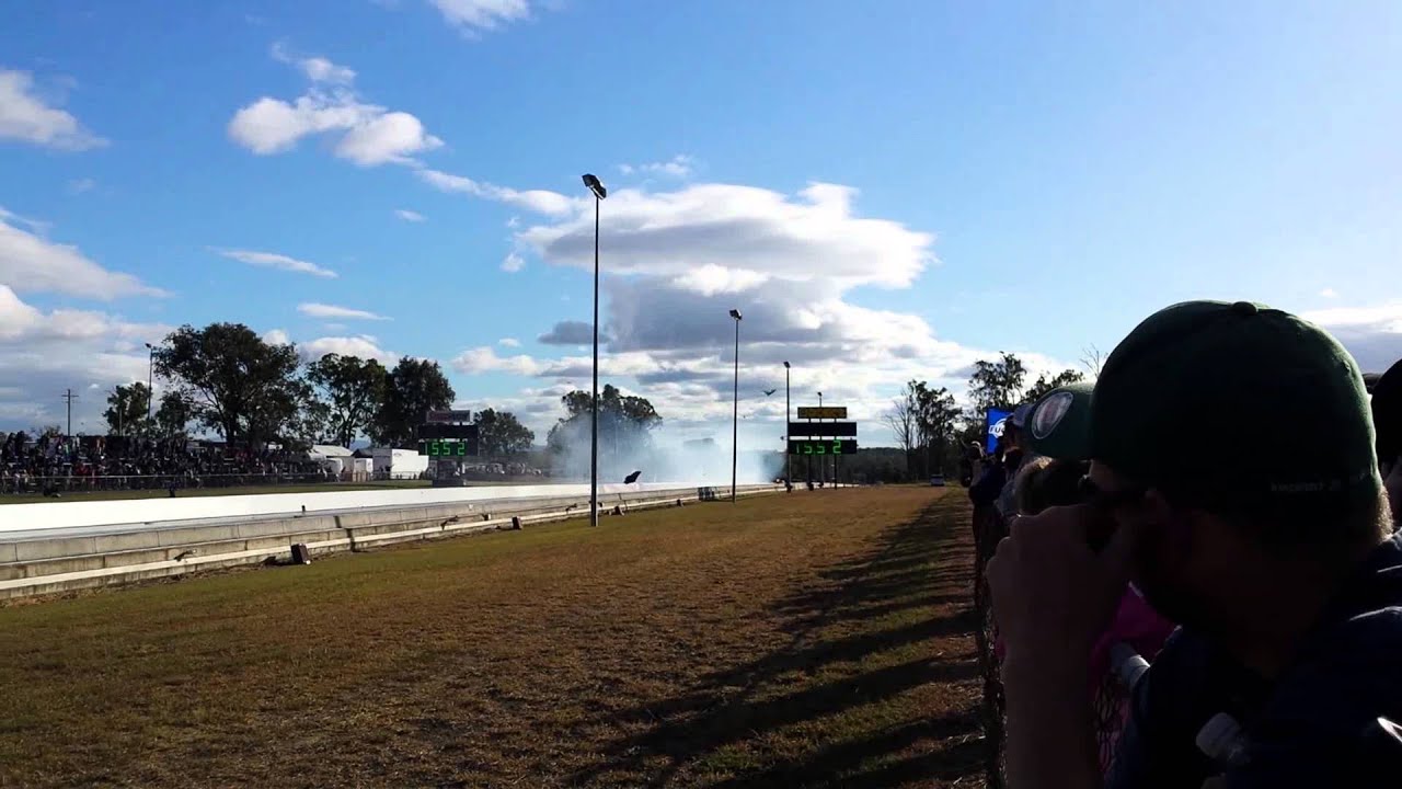 Phil Lamattina Top Fuel Crash at Willowbank Winternationals 2015 - YouTube