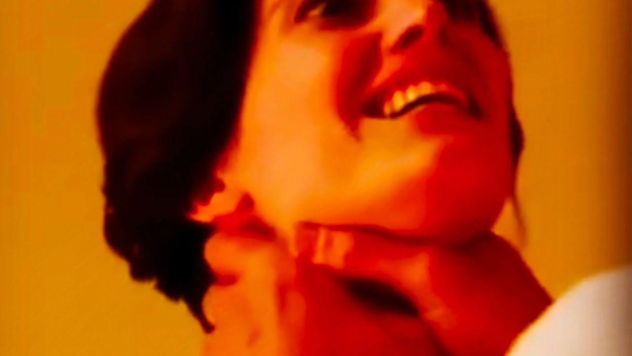 Women’s necks, neck swallow, neck play - YouTube
