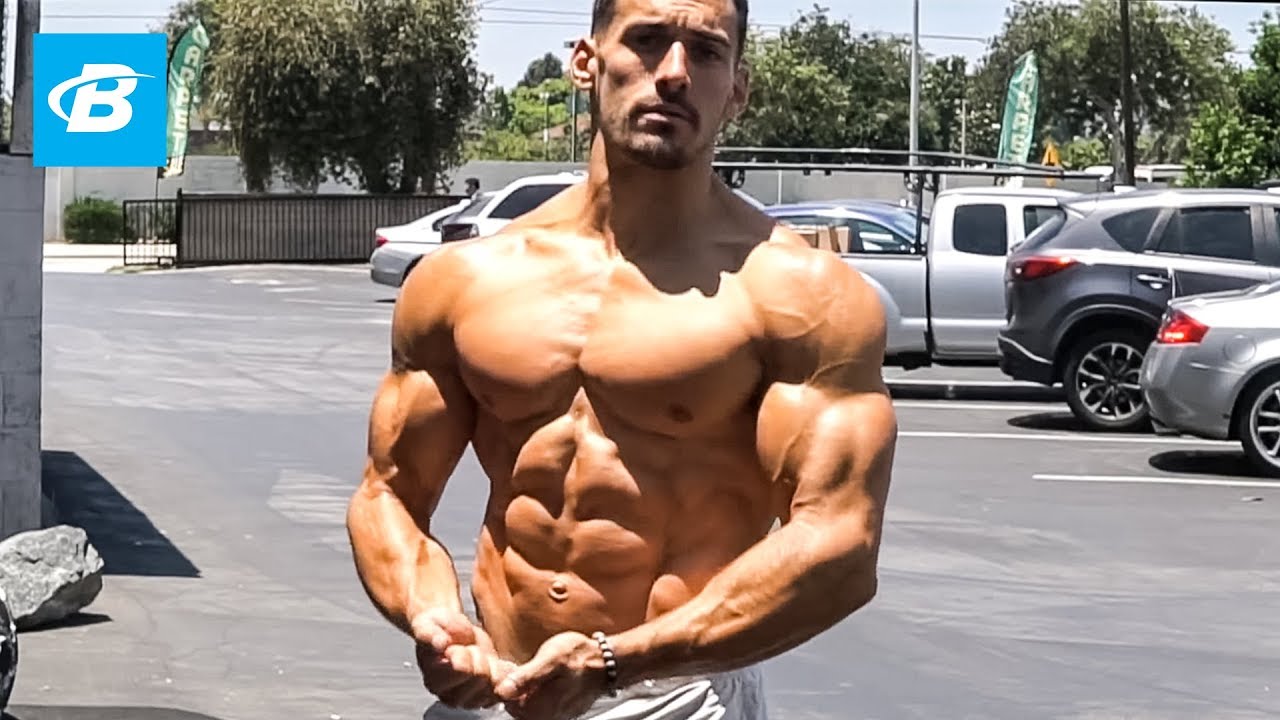 Bigger Chest Workout | Brian DeCosta - YouTube