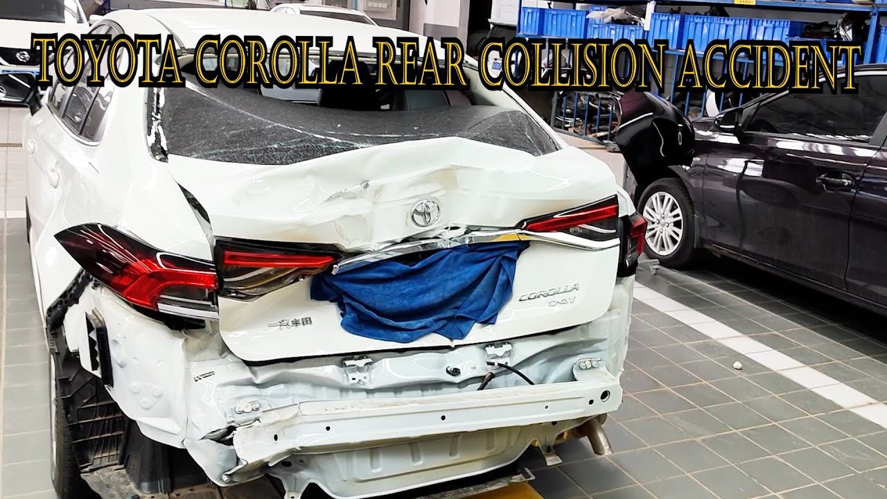 Toyota Corolla rear-end accident repair - YouTube