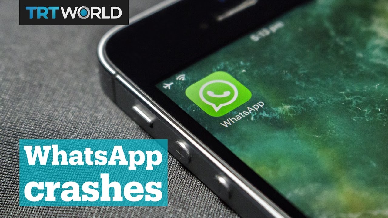Social media erupts as WhatsApp crashes - YouTube