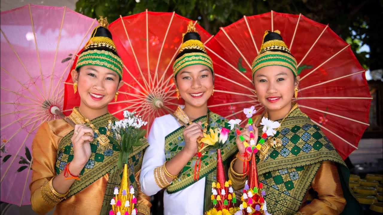 Lao song ຂ້ອຍຮັກສາວລາວ ຮ້ອງໂດຍ ສັກ ກອງວົງໄຊຍ໌ - YouTube