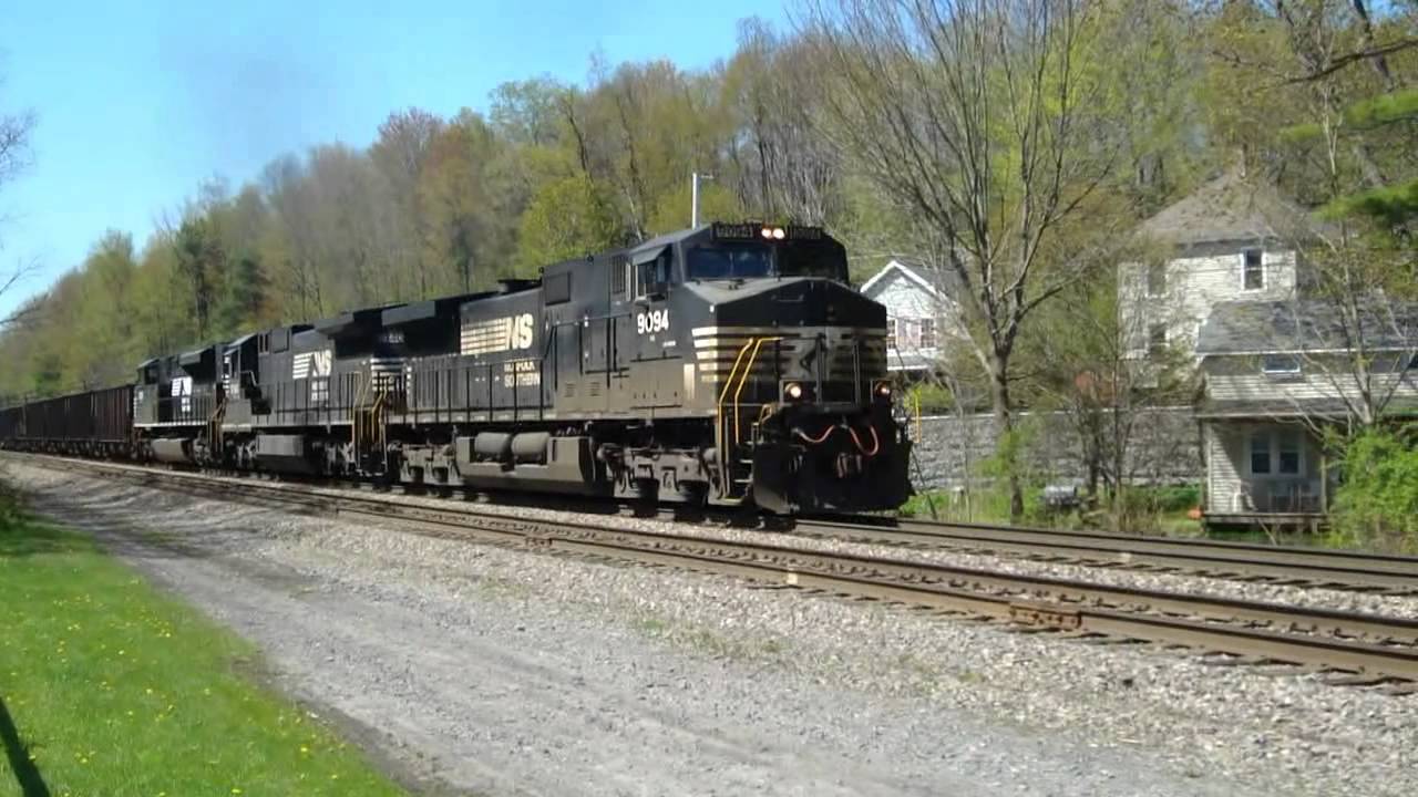 NS 930 and NS 936 meet in Delanson NY 4/29/12 - YouTube