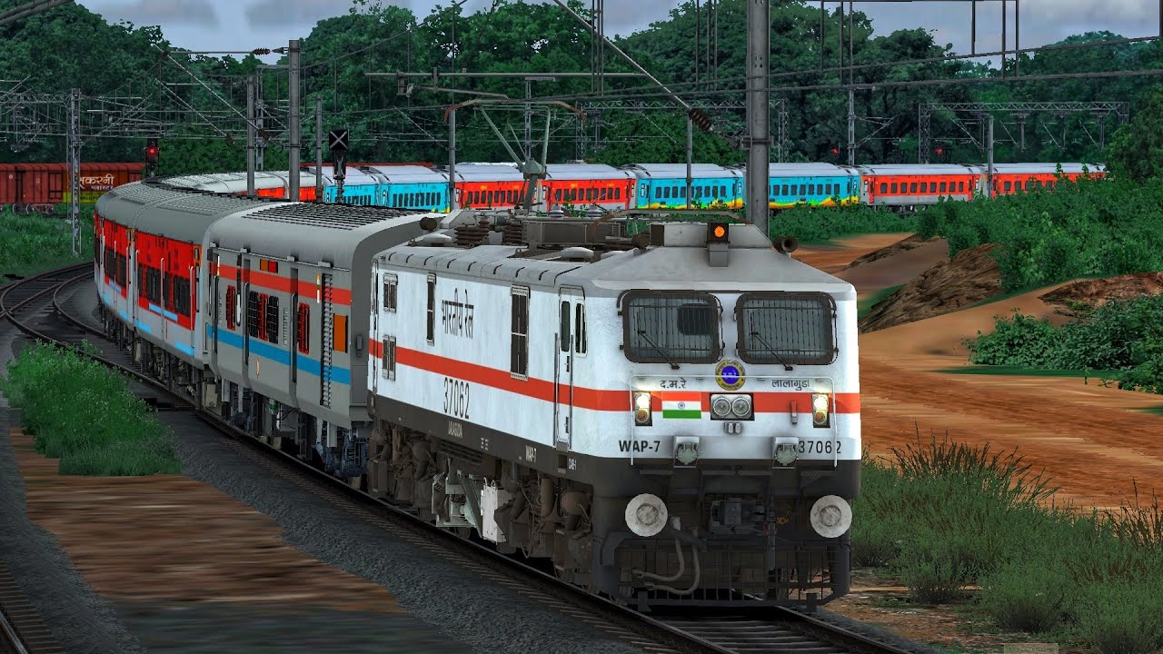 18519\Mumbai LTT Express (VSKP - LTT) | LEADS WAP 7 LGD | INDIAN ...