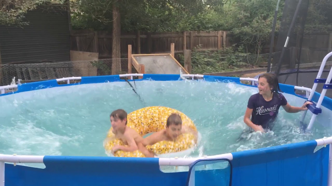 Pool tsunami - YouTube
