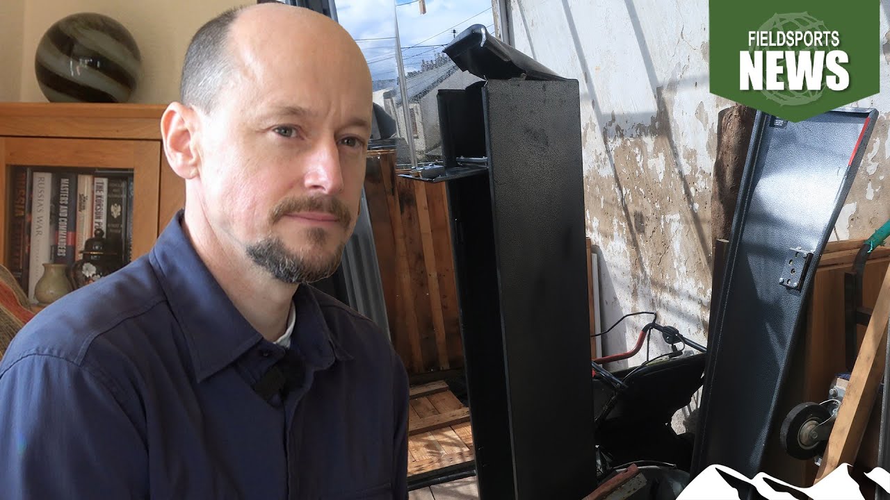 Police prise open gun safe – the full story - YouTube