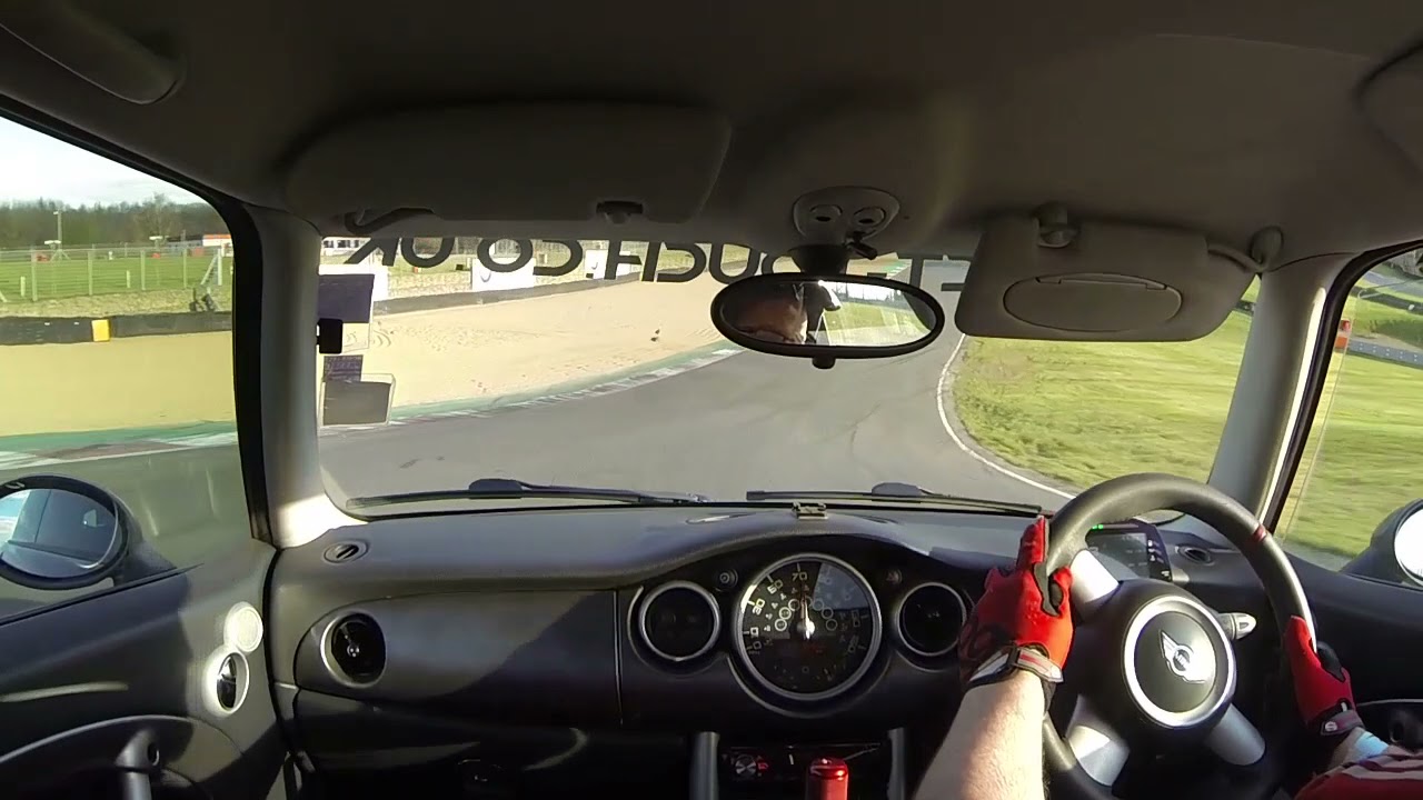 R53 Mini Cooper S Trackday Brands Hatch 12/4/21 - YouTube