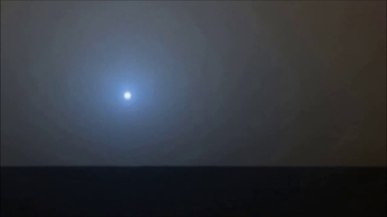 NASA's Vine Shows Incredible Blue Sunset On Mars (HD) - YouTube