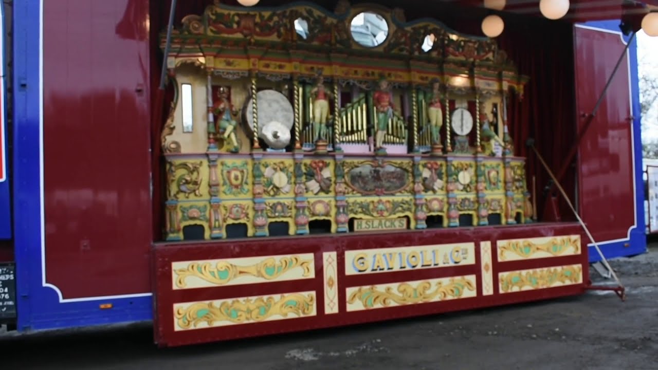 Slack's 87 key Gavioli fairground organ - YouTube