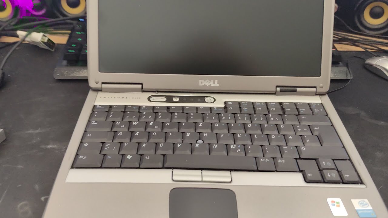 Retro Windows XP Laptop - DELL Latitude D600 #2 - YouTube