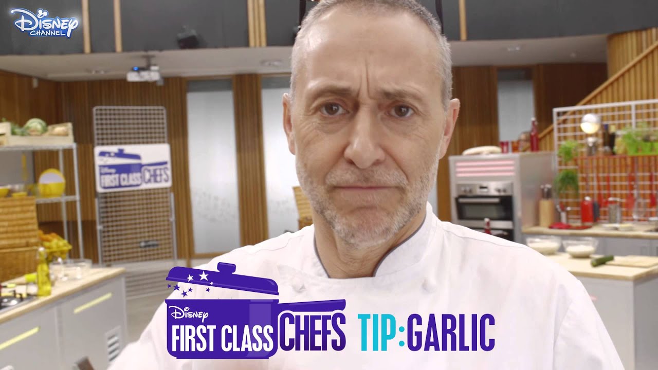 First Class Chefs | Garlic Tip | Disney Channel UK - YouTube