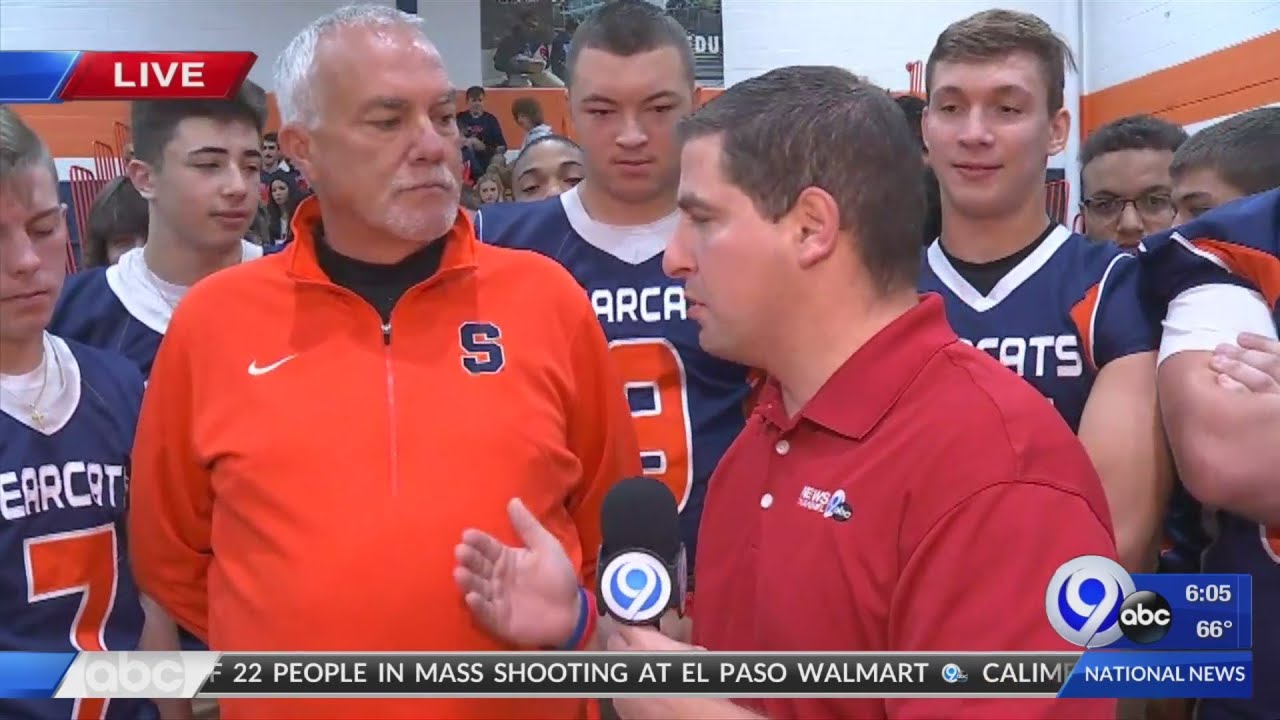 Mario Sacco speaks with Solvay football’s head coach - YouTube