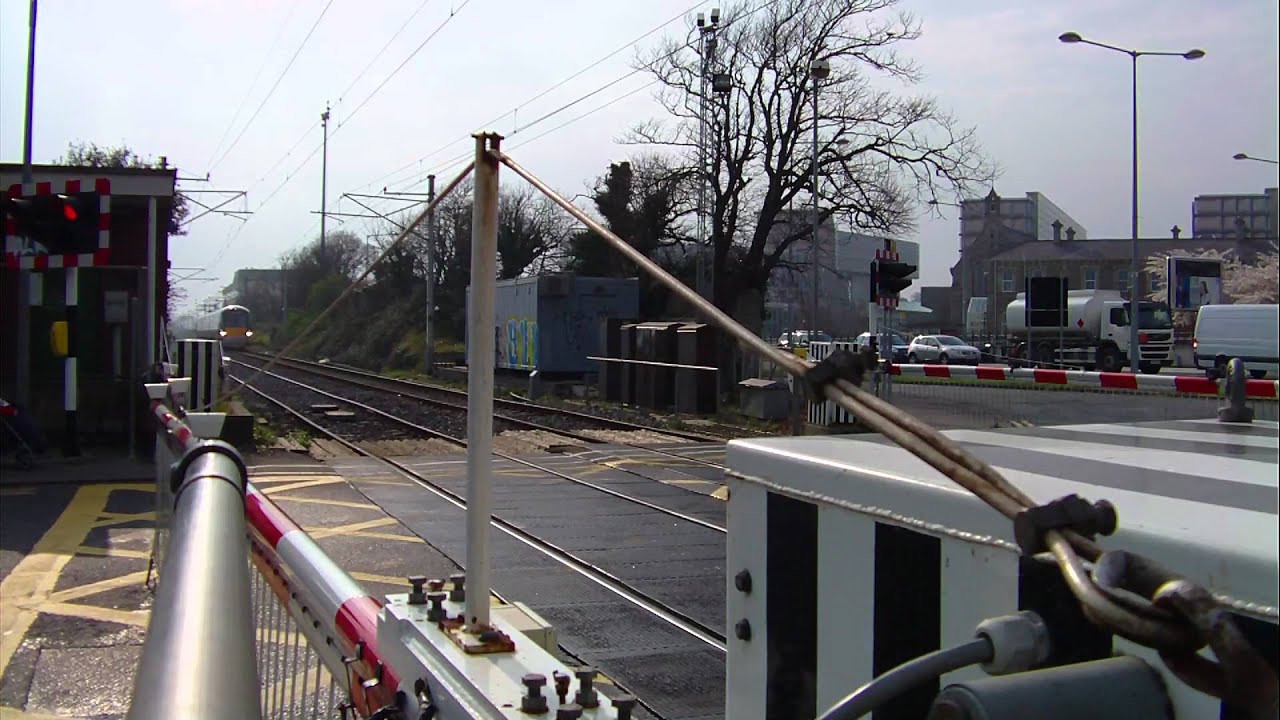 Level Crossing, Merrion Gates - 22000 class DMU 22213 - YouTube