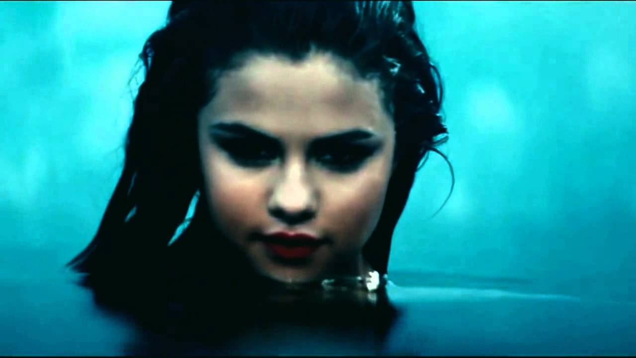 Epic Female Vocal Music with Amazing clips of Girls/Women - YouTube