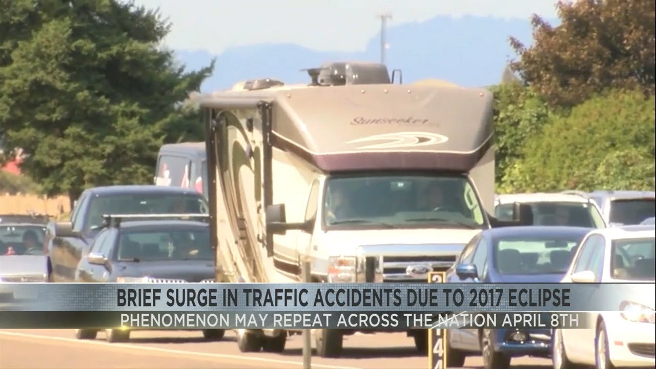 Car crashes surged during 2017 total solar eclipse, authorities urge ...