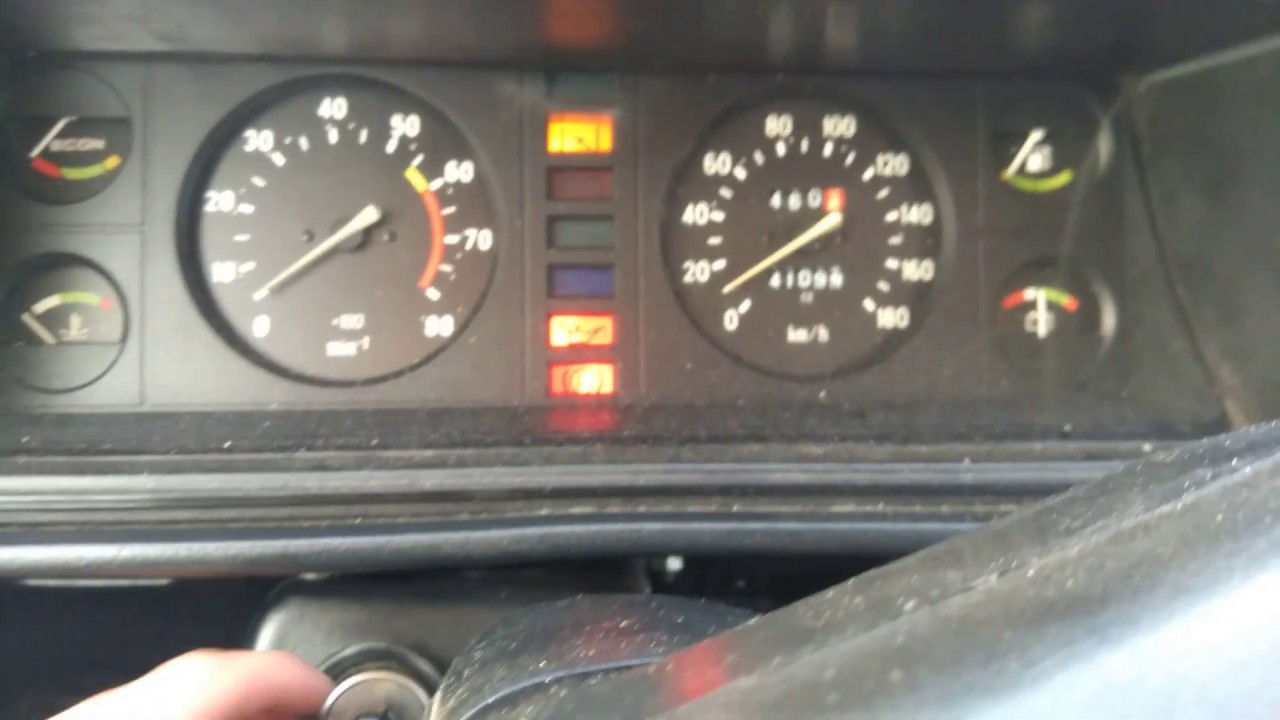 Lada 2107, Cold Start -13,5°C - YouTube