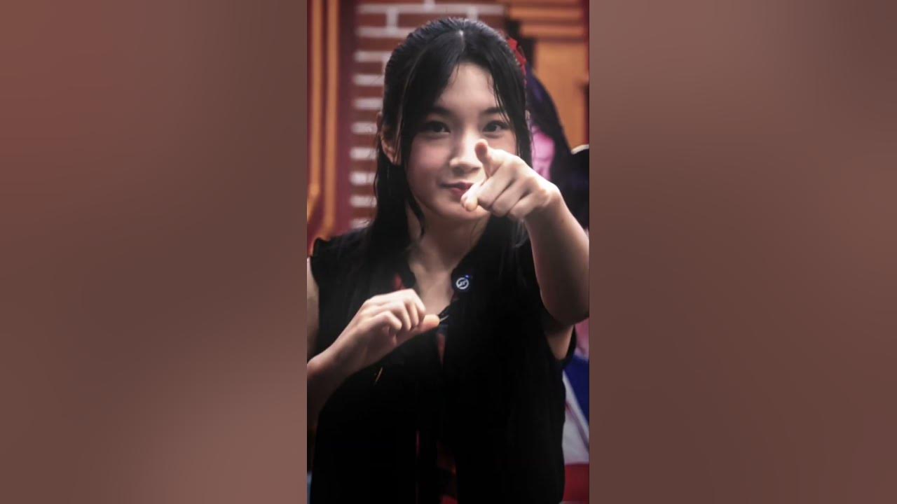 Tante delynn🫠 #delynnjkt48 #jkt48 #jkt48newera #fyp #beranda #cosplay #adelineWijayajkt48 - YouTube