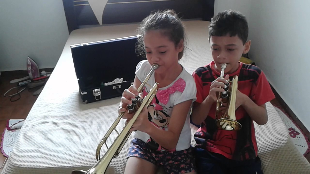 A Débora Sarah - Aprendendo Trompete com o Matheus Abner, kkkkkkk - YouTube
