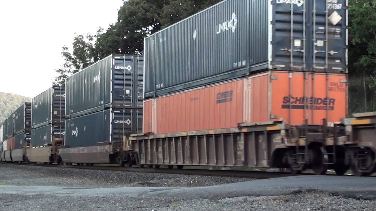 CSX SB Intermodal Double Stack ES44DCs 5317 5384 Iona Island - YouTube