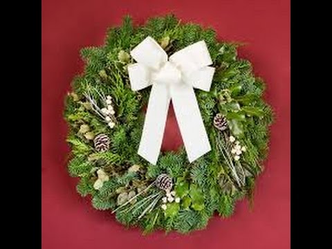 Making Christmas Wreaths - YouTube