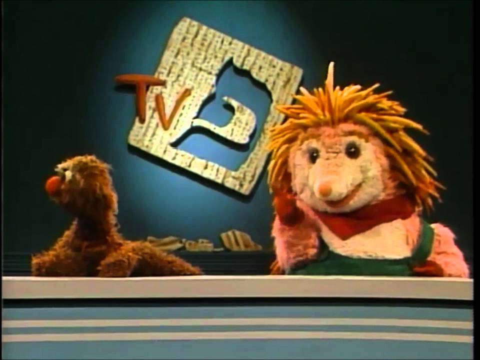 Shalom Sesame: Passover (3/3) - YouTube