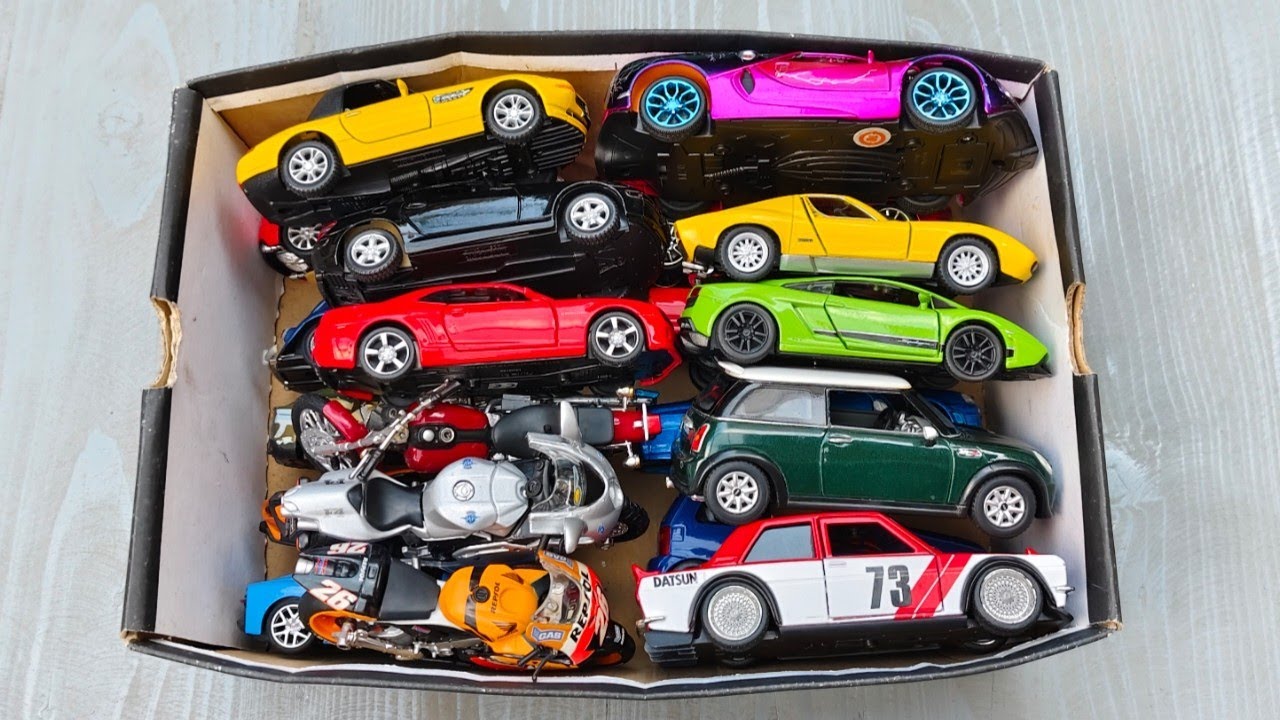 Cool Model Cars and Motorcycles From the Box - YouTube