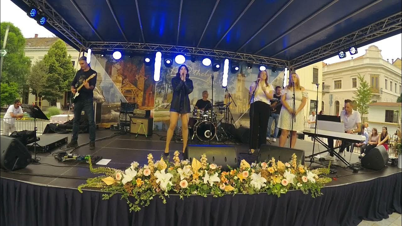 Mikl s Vivien Somethings Got A Hold On Me YouTube mikl-s-vivien-somethings-got-a-hold-on-me-youtube